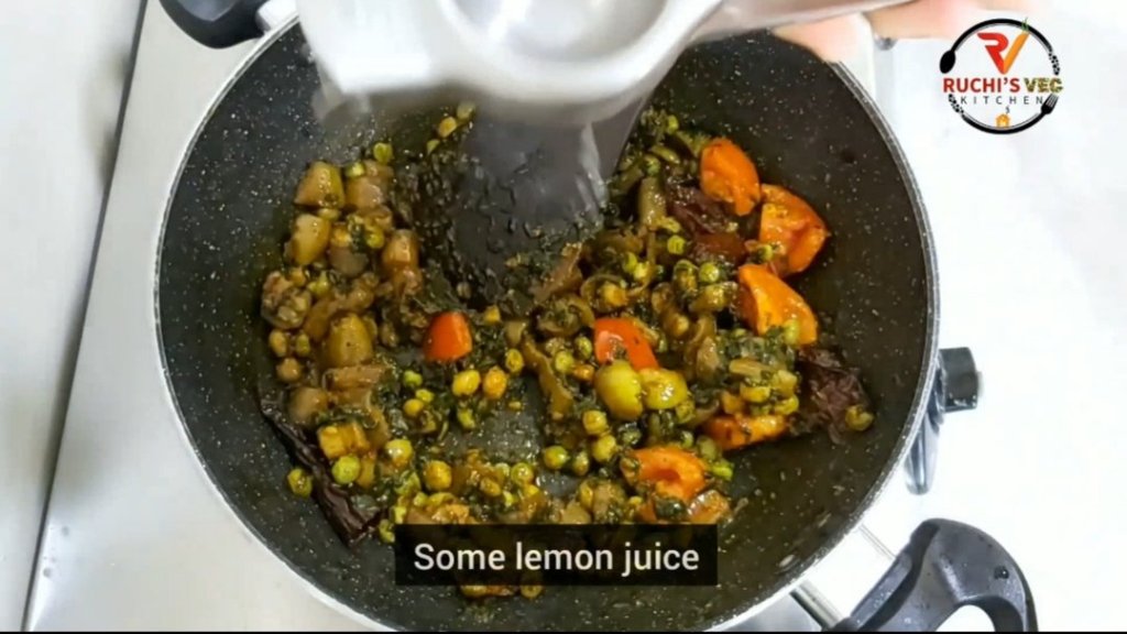 FENUGREEK, BRINJAL and PIGEON PEA CURRY / RINGAN TUVER METHI NU SHAK ...