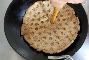 RAJASTHANI KHOBA ROTI – Ruchi's Veg Kitchen